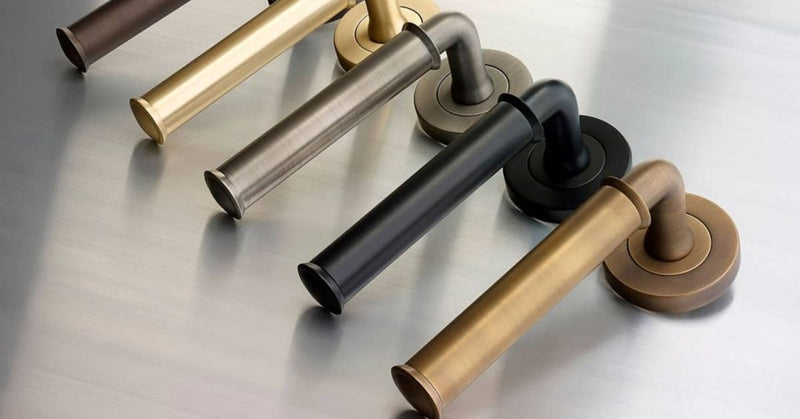 A Guide to Modern vs. Traditional Door Handles for Interior Designers